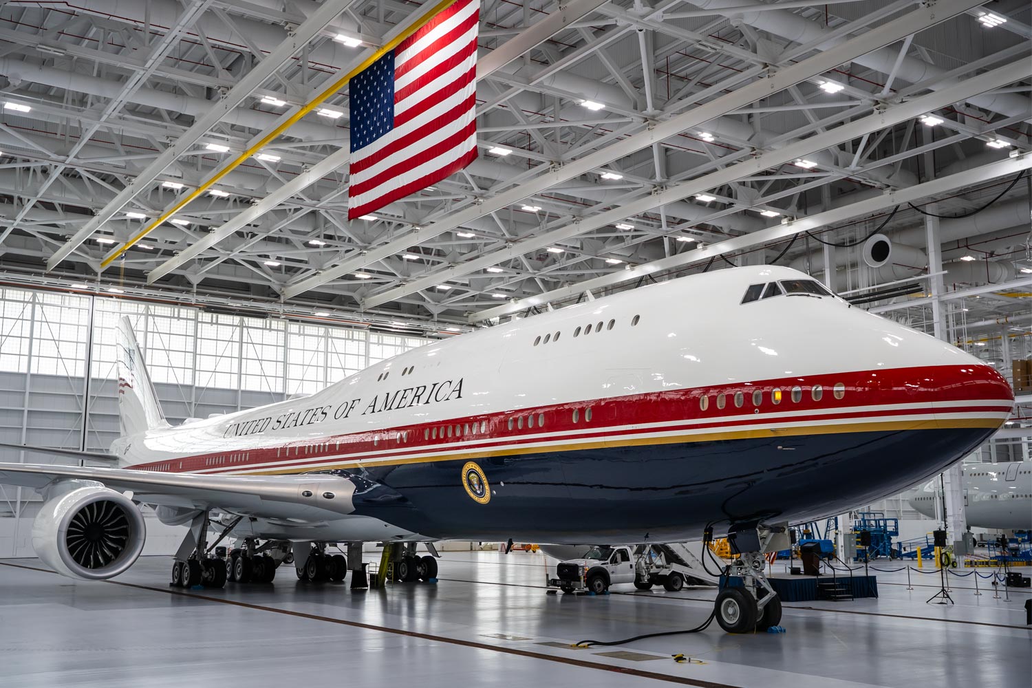 Air Force One : L3Harris en dit plus sur le VC-25B Bridge - Le Journal ...